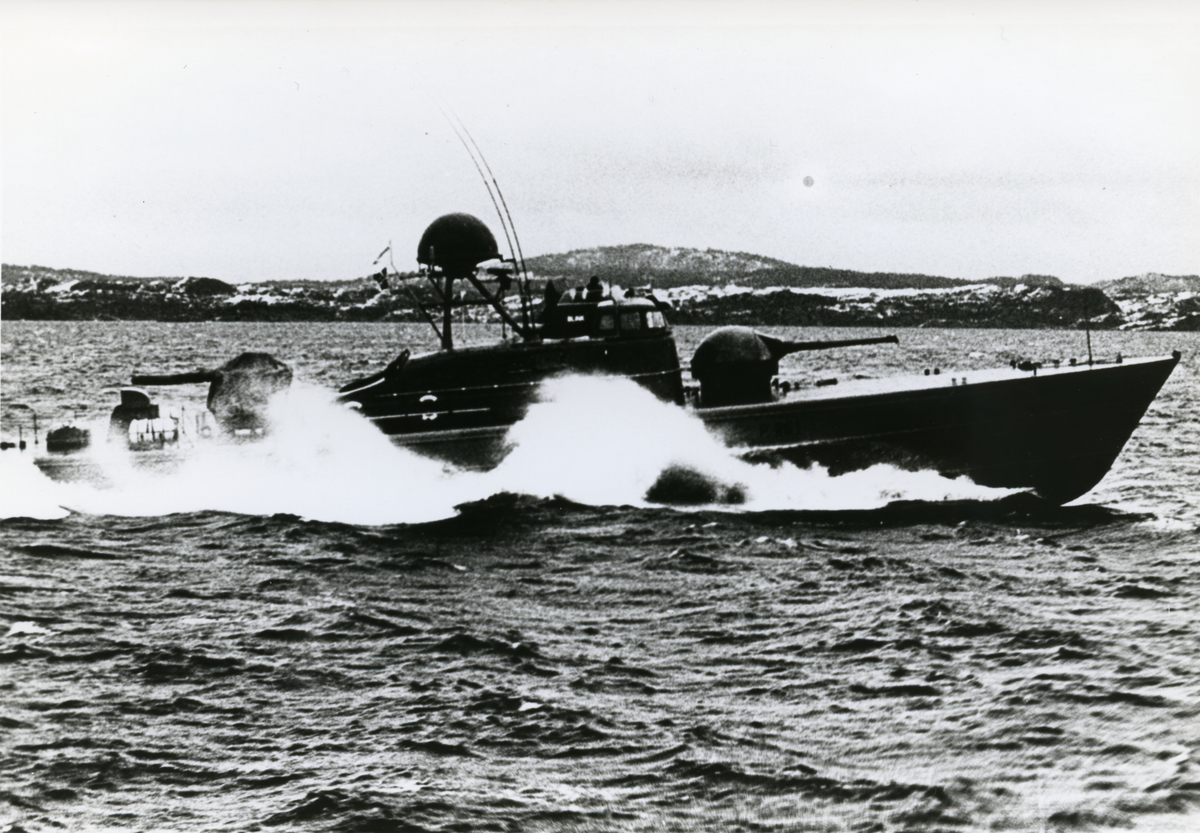 Motiv: Storm-klasse kanon KNM BLINK (P 961). Prøvetur - Styrbord side ...