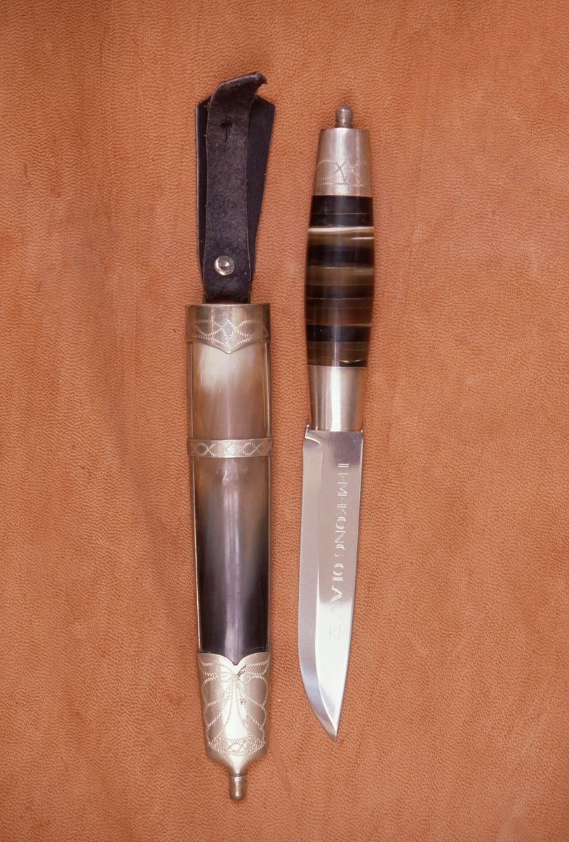 Kniv som ble innlånt i forbindelse med at Norsk Skogbruksmuseum i 1991 ...