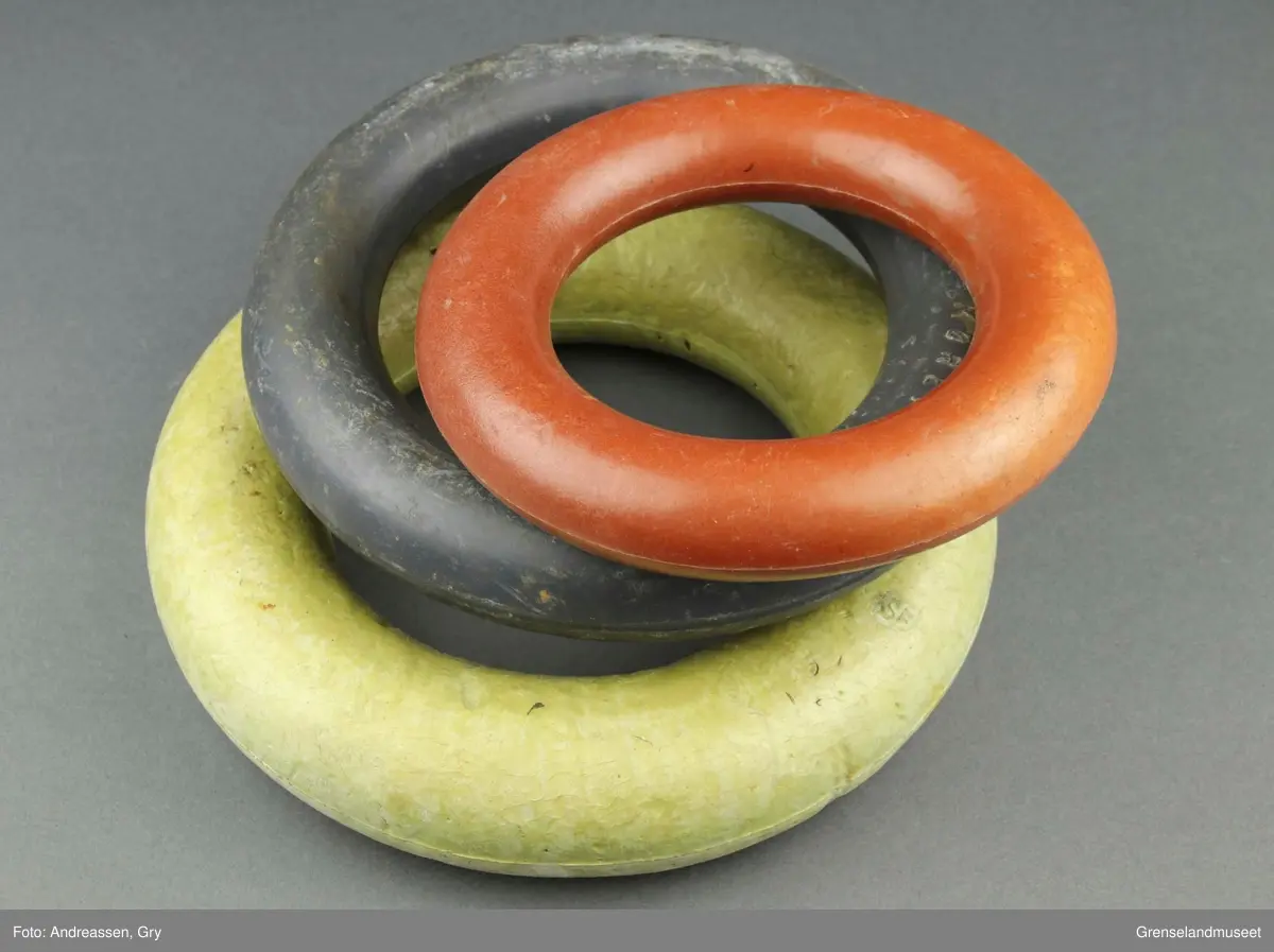 Plastring - Grenselandmuseet / DigitaltMuseum