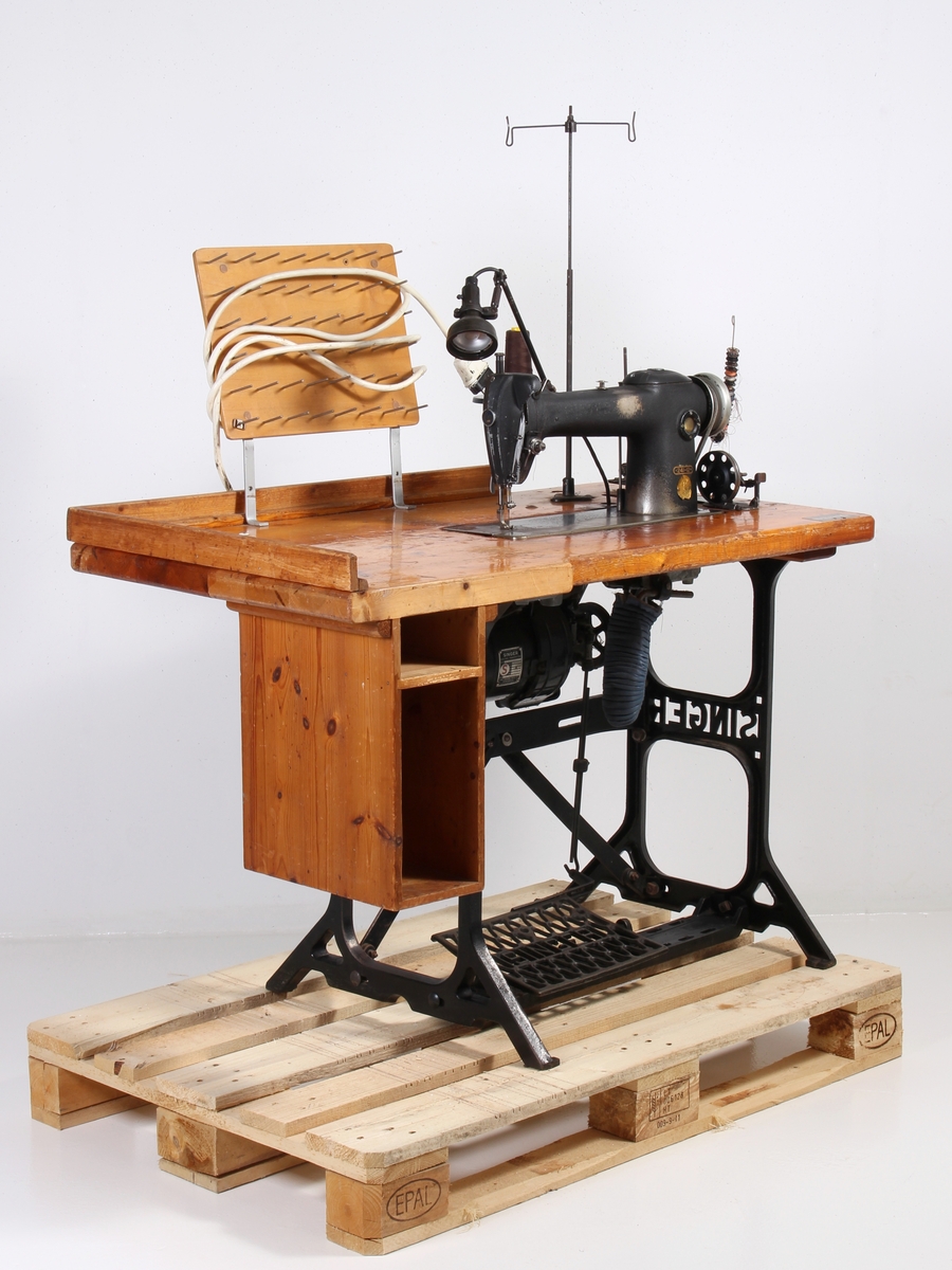 Symaskin - Jærmuseet / DigitaltMuseum