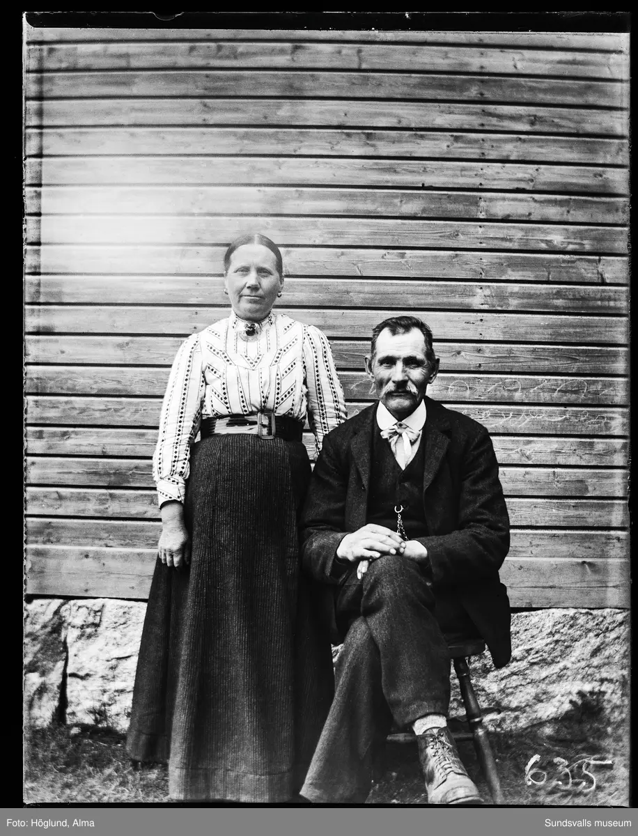 Porträttbild av makarna Erika Elisabeth (född Nilsdotter) och Erik ...