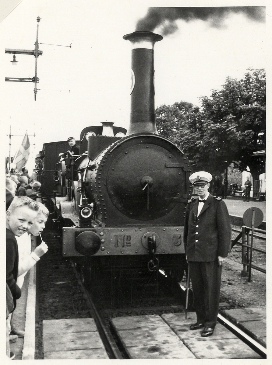 Ångloket "Prins August" vid något järnvägsjubileum, ca 1960 ...