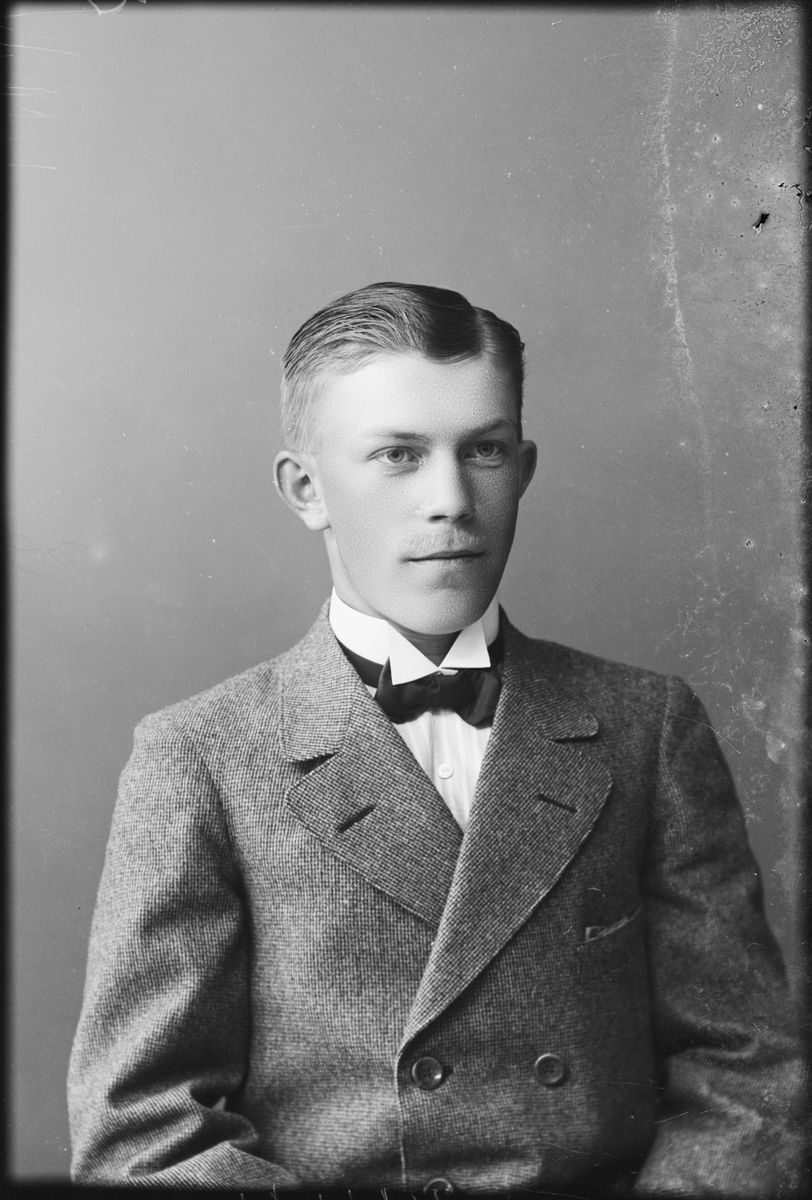 Oskar Eriksson från Hökhuvuds socken, Uppland - Upplandsmuseet ...