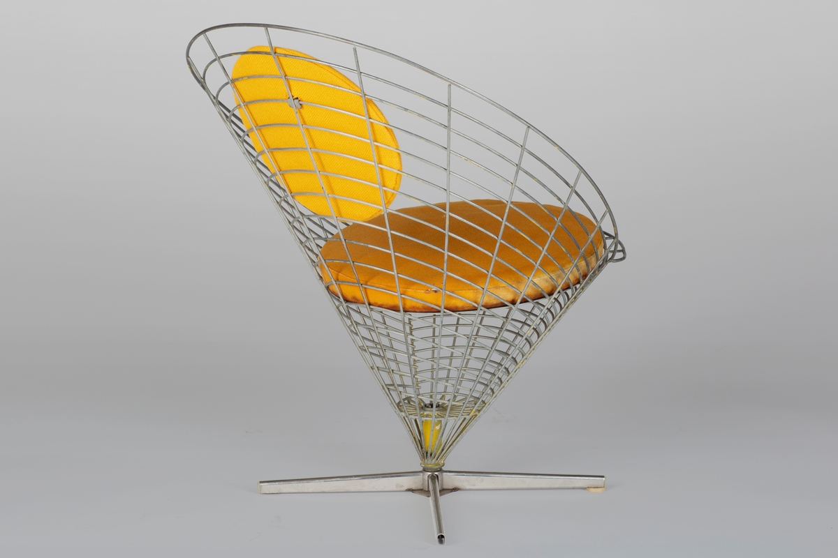 "Wire-Cone", modell k 2 [Salongstol] - Nordenfjeldske ...