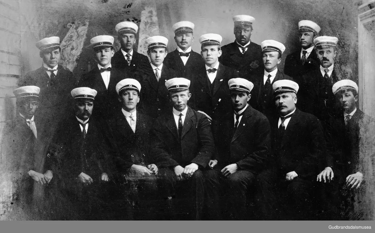 Vinstra Sangkor, reproduksjoner - Gudbrandsdalsmusea / DigitaltMuseum