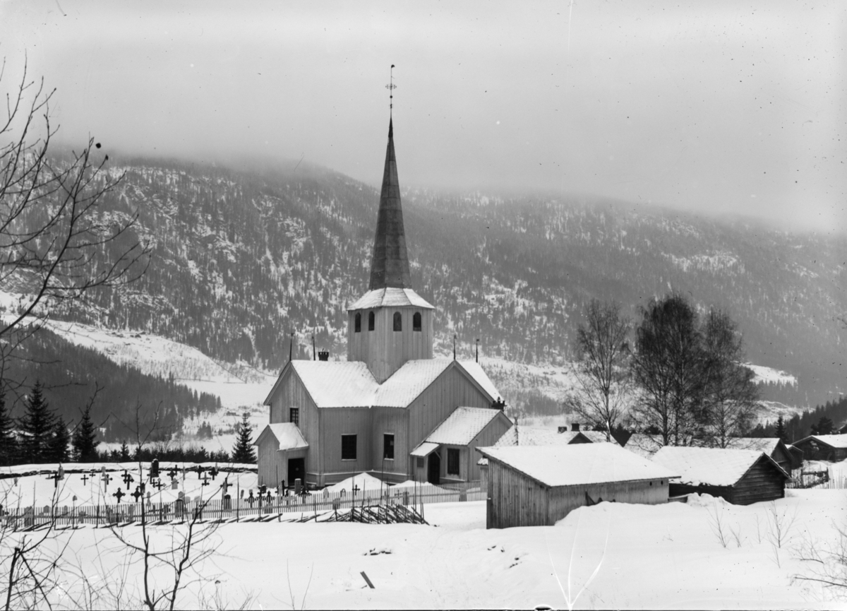 Tretten kirke, vinterbilde - Maihaugen / DigitaltMuseum