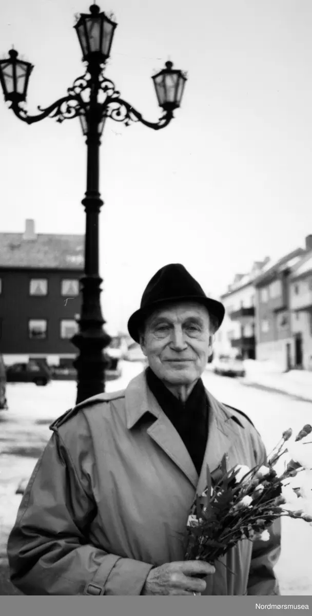 Richard Herrmann, NRK London. på besøk i Festiviteten: Proms med KSO ...