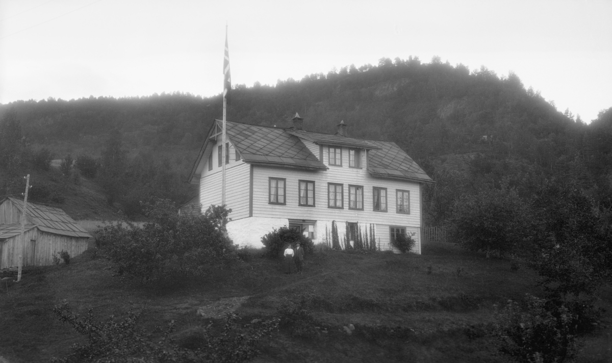 Lofthus fotografiske samling - Universitetsmuseet i Bergen, Fotobasen ...