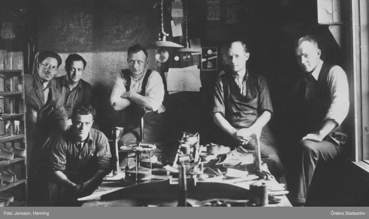 Personal på Åbergs Vändmakeri, 1929 - Örebro Stadsarkiv / DigitaltMuseum