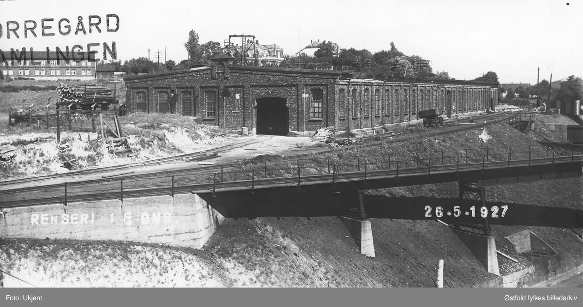 Borregård fabrikker i Sarpsborg 26. mai 1927. Renseri før ombygging ...