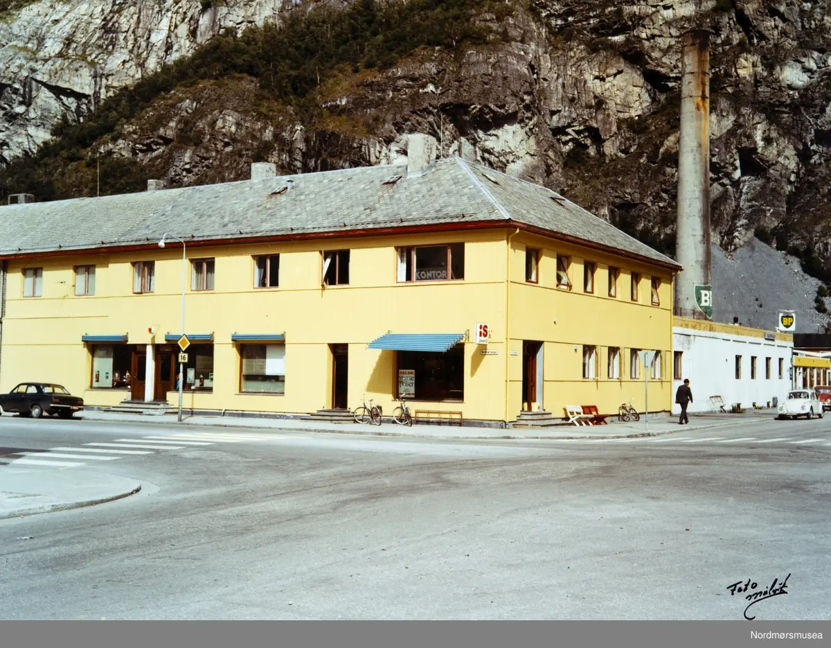 Fra Sunndal Meieri i Sunndalsøra. Fra Nordmørsmusea sine fotosamlinger ...