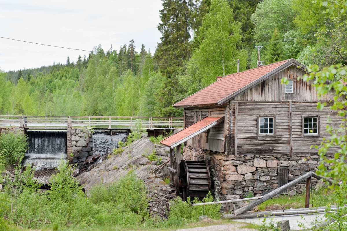 Kvarnen, Röjdåfors. Sommaren 2010. - Värmlands Museum / DigitaltMuseum