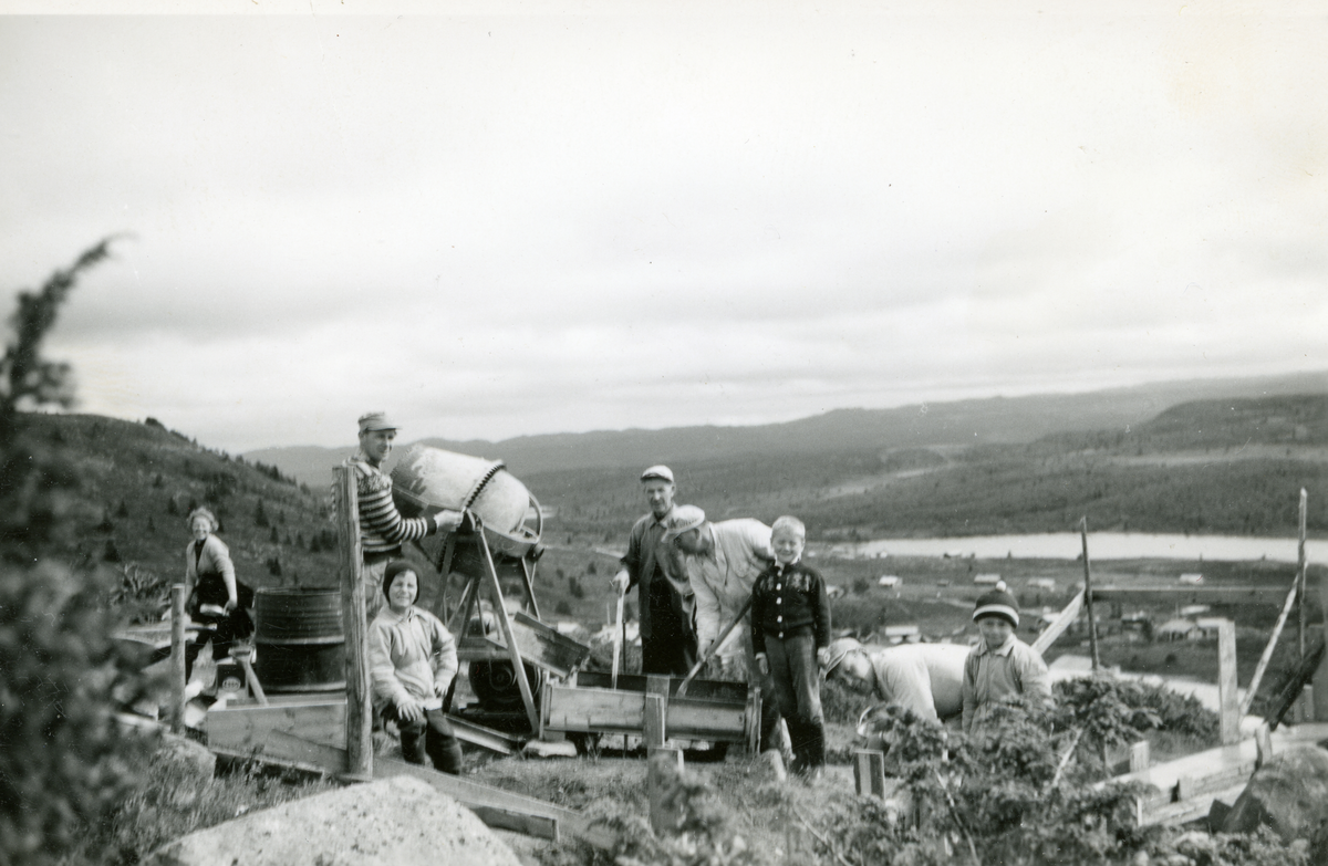 Grunnmursarbeid på Grønhovd - Hallingdal museum fotosamling ...