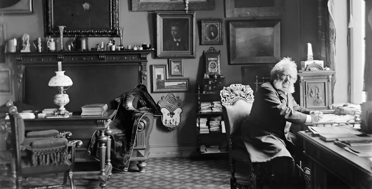 IBSEN Museum & Teater