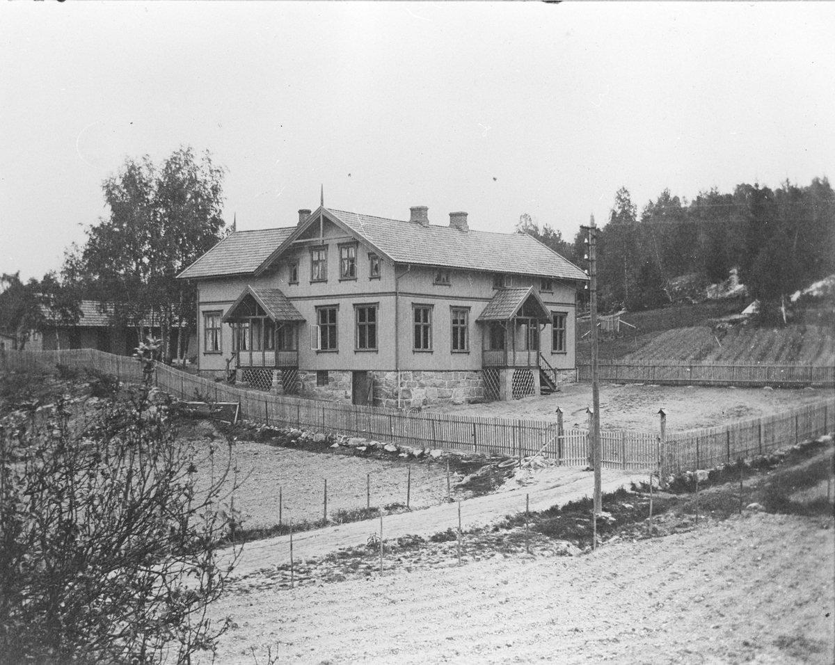 Gamle Greverud skole - Museene i Akershus / DigitaltMuseum