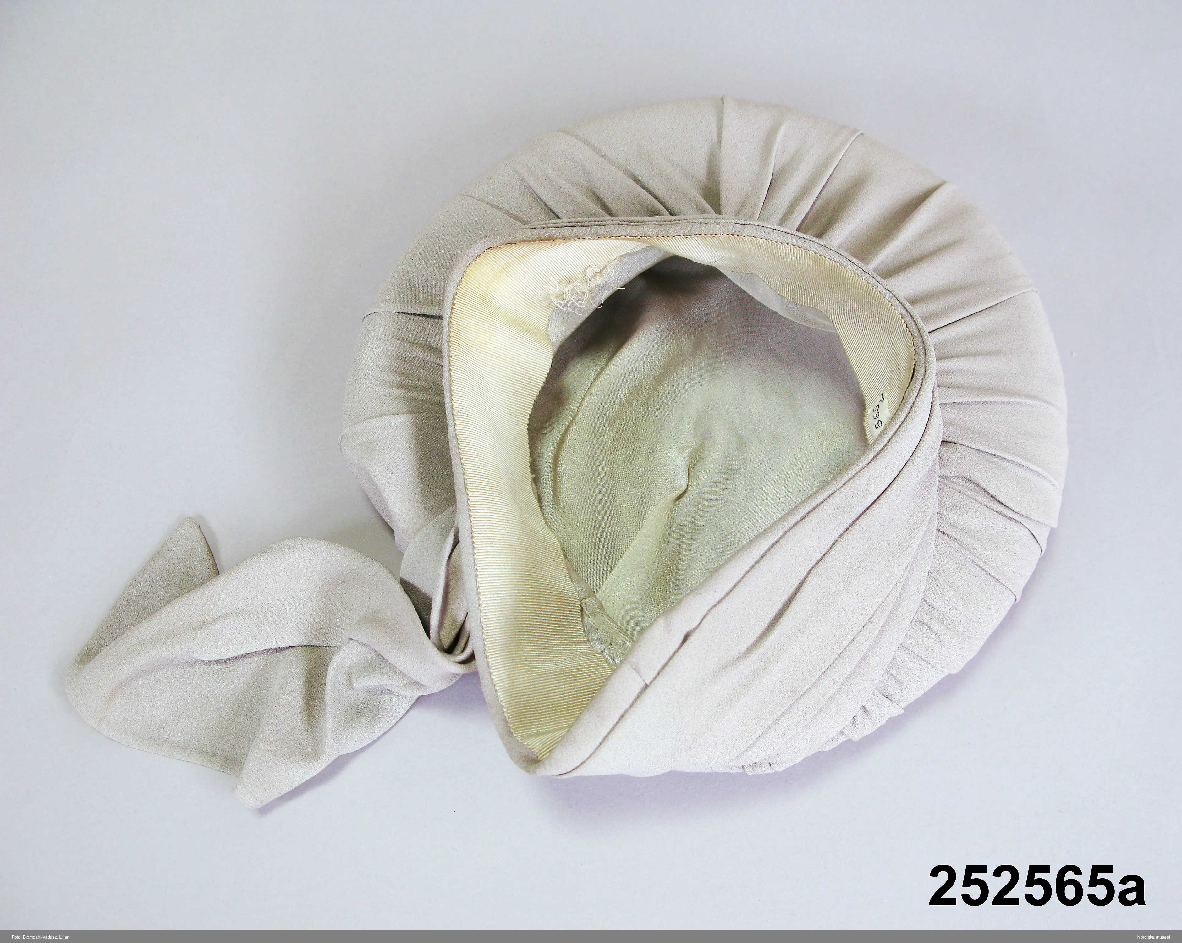 Hatt - Nordiska museet / DigitaltMuseum