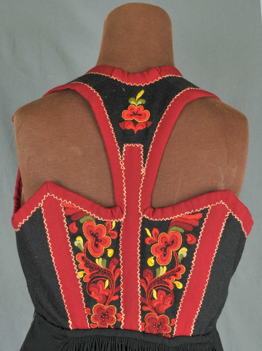 Stakk - Vest-Telemark Museum / DigitaltMuseum