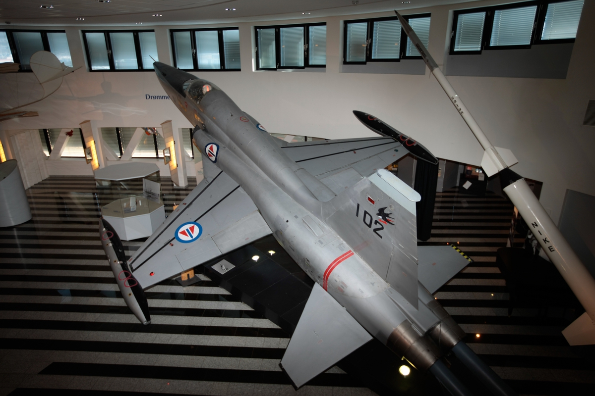 Jagerfly - Forsvarets museer / DigitaltMuseum
