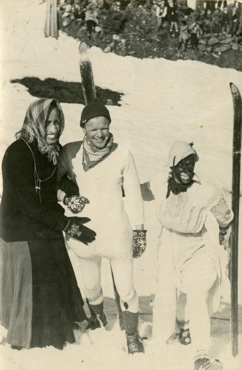 Hilmar Myhra, Sigmund Ruud, Birger Ruud under sørperennet i Persløkka ...