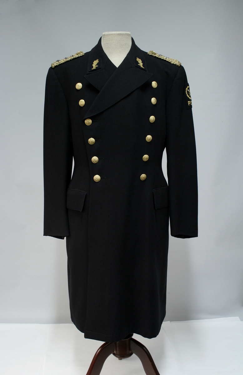 Politiuniform M/1963 - Justismuseet / DigitaltMuseum