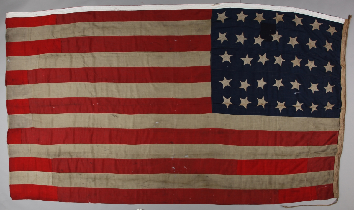 Flagg - Bergens Sjøfartsmuseum / DigitaltMuseum