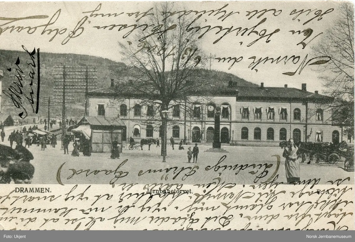 Drammen stasjon sett fra Strømsø torg. - Norsk Jernbanemuseum ...