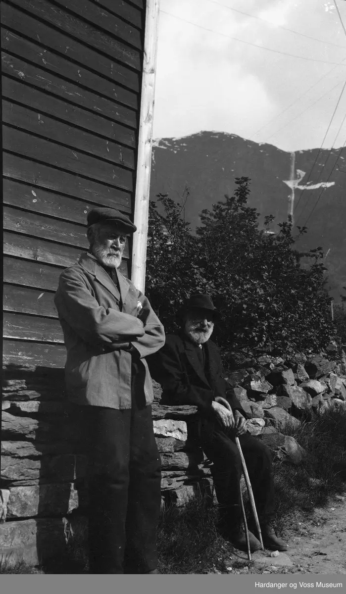 Portrett, Halldor O. Eidnes og Sven Magnus - Hardanger og Voss Museum ...