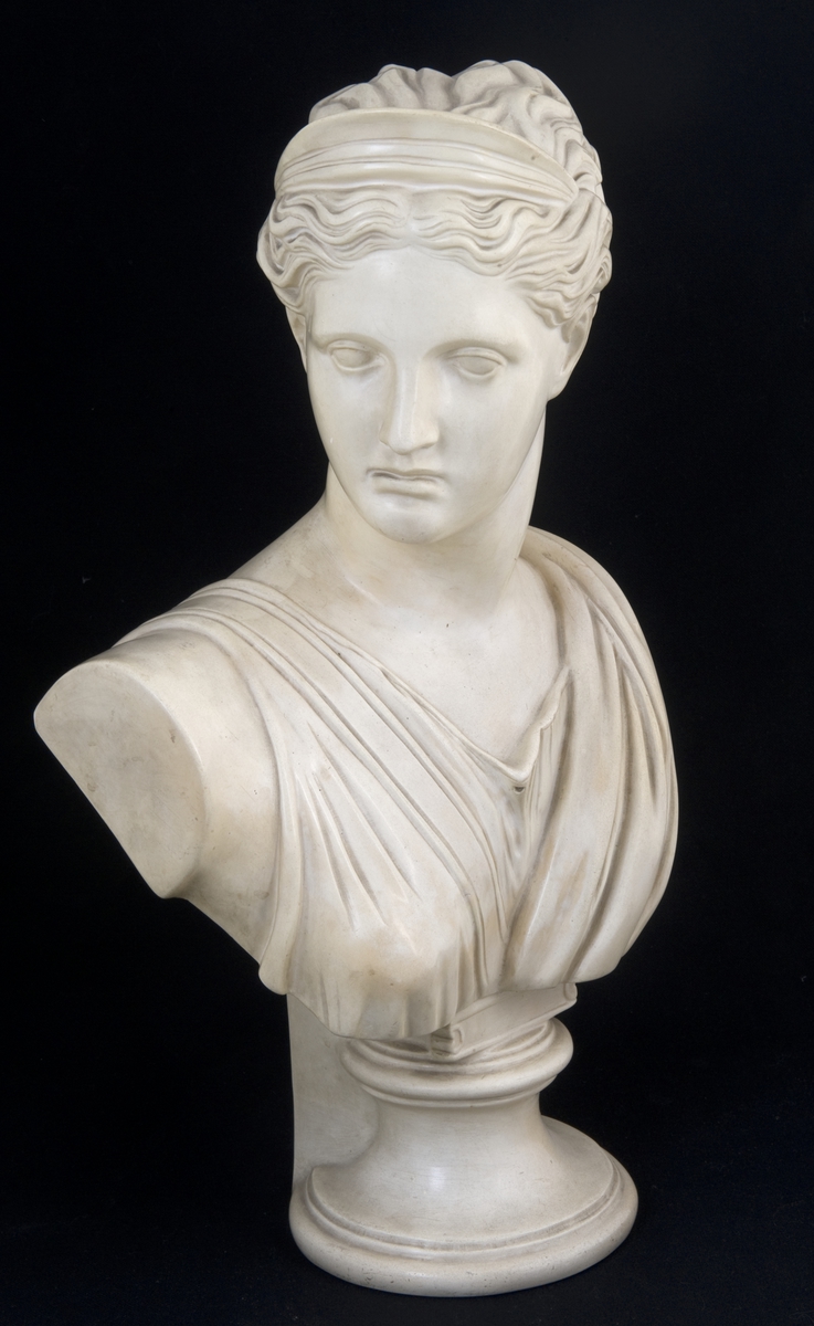 Byste - Norsk Folkemuseum / DigitaltMuseum