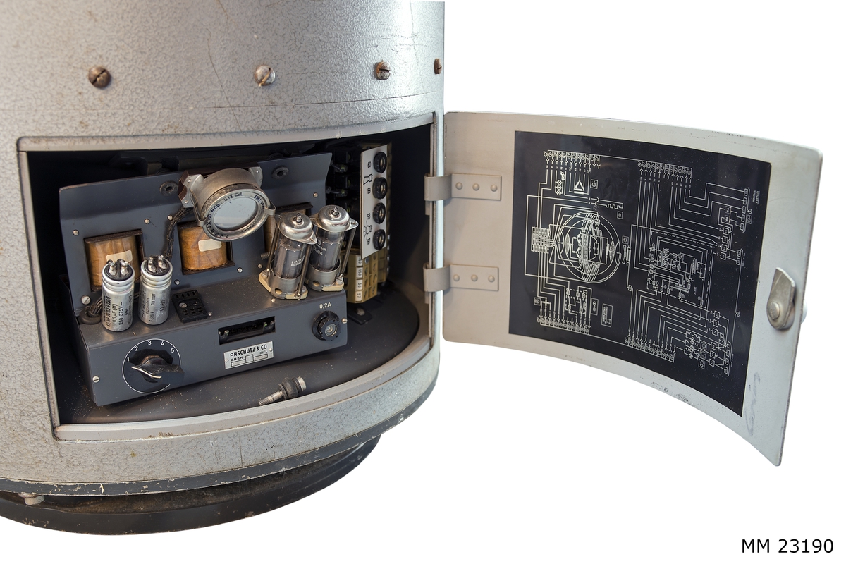 Gyrokompass - Marinmuseum / DigitaltMuseum