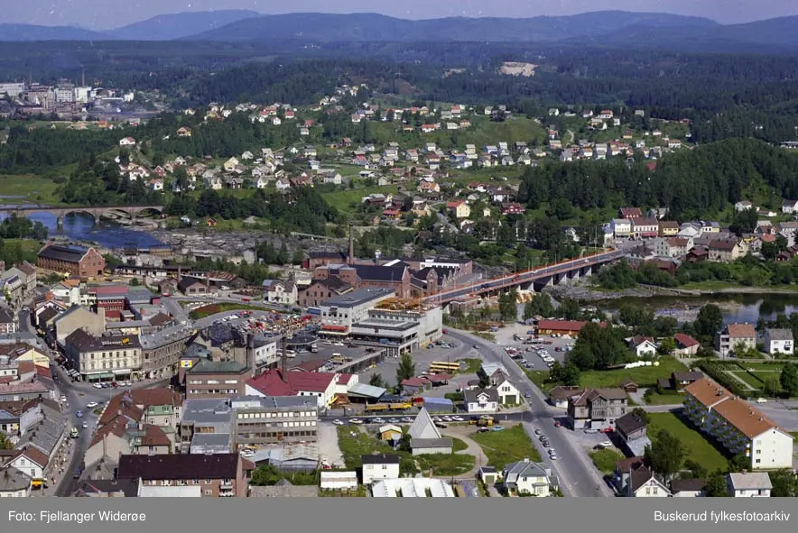 Hønefoss sentrum Kongensgate, Kirkegaten, rutebilstasjonen, Hønefoss ...