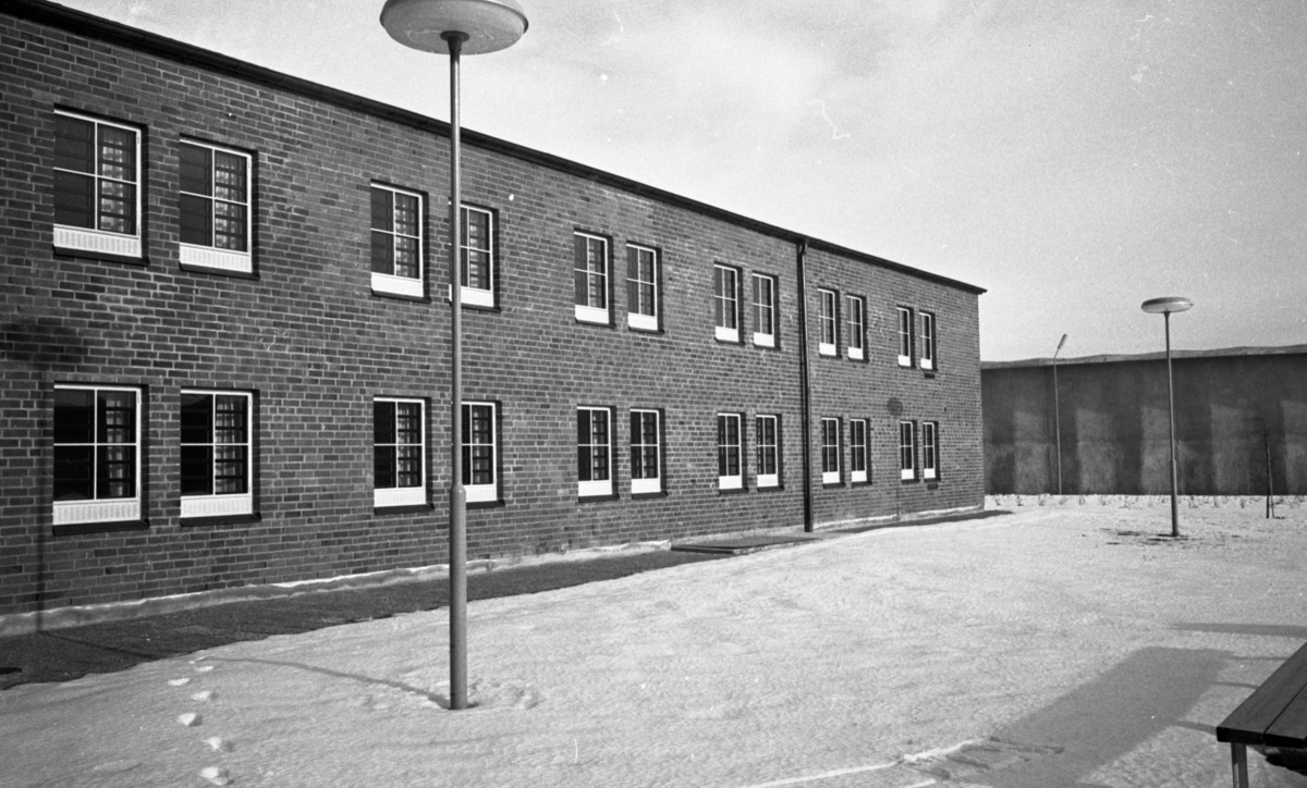 Anstalten Kumla 12 februari 1965. Fängelsebyggnad. - Örebro läns museum ...