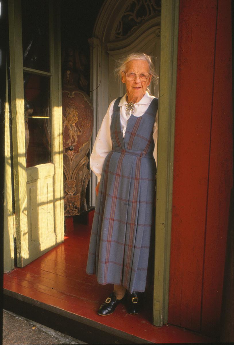 Om Gunhild Bakke - Asker museum