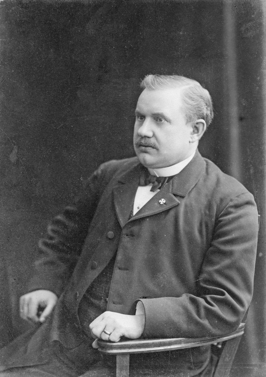 Alfred Stärner (1864-1938). Grundade BBL 1890. - Köpings museum ...