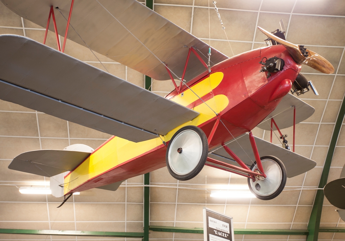 Flygplan - Flygvapenmuseum / DigitaltMuseum
