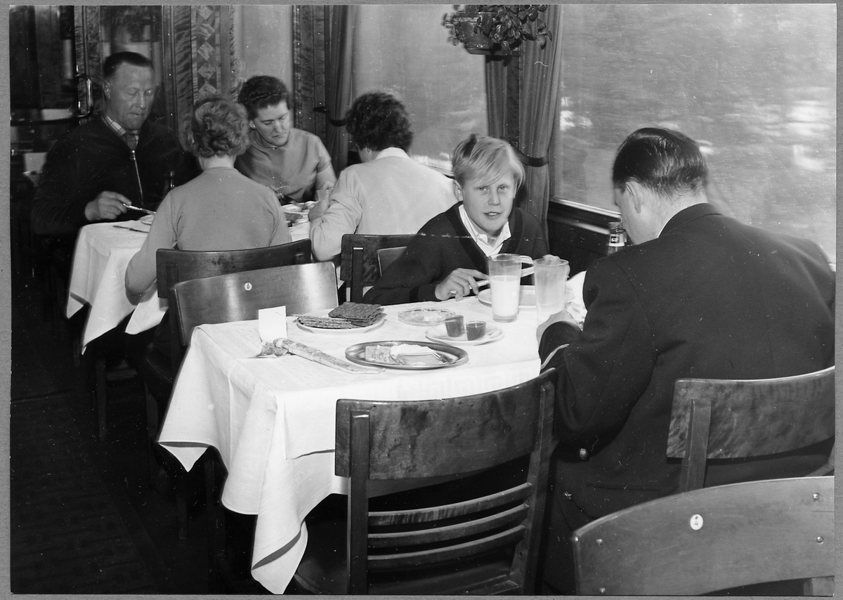 Statens Järnvägar, SJ gör reklam för Nils Holgerssonturen 1957 ...