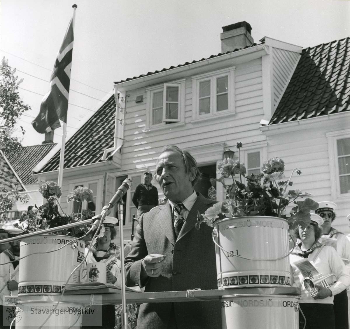 Åpning av arkitekturvernåret 1974 - Stavanger byarkiv / DigitaltMuseum
