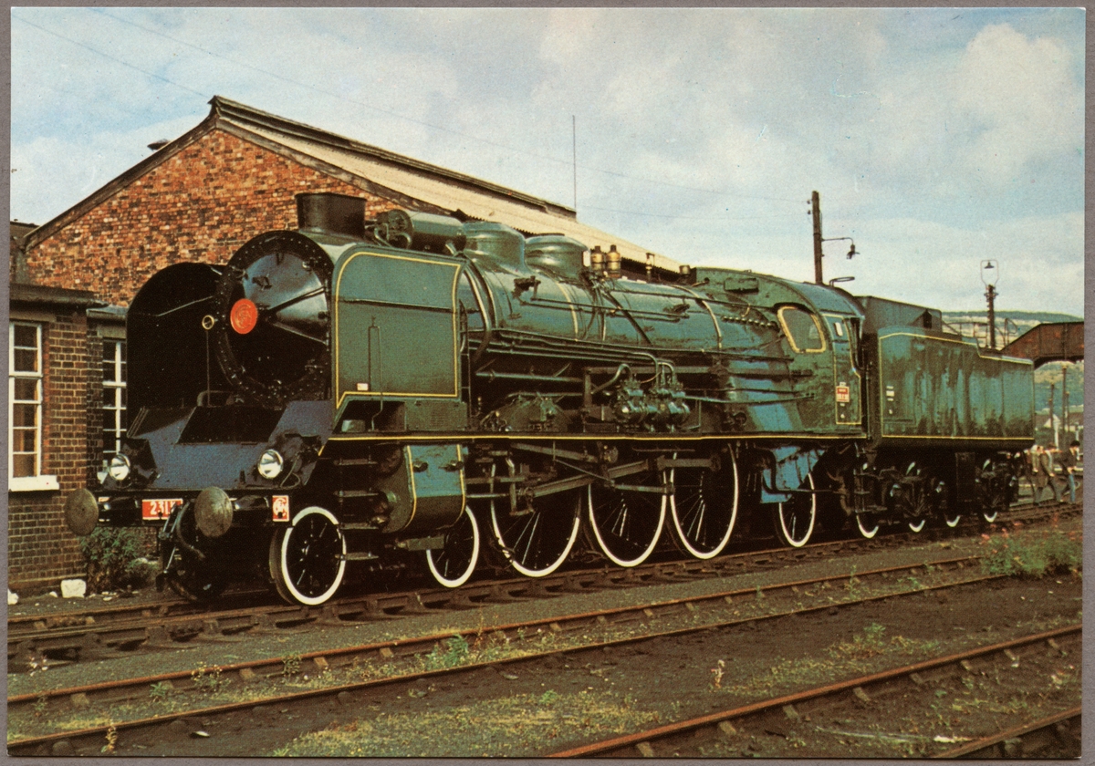 Compoundlok med tender. Société nationale des chemins de fer français ...