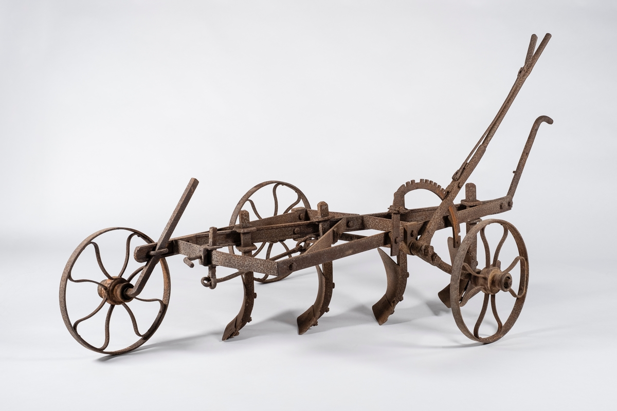 Plog - Museene i Akershus / DigitaltMuseum