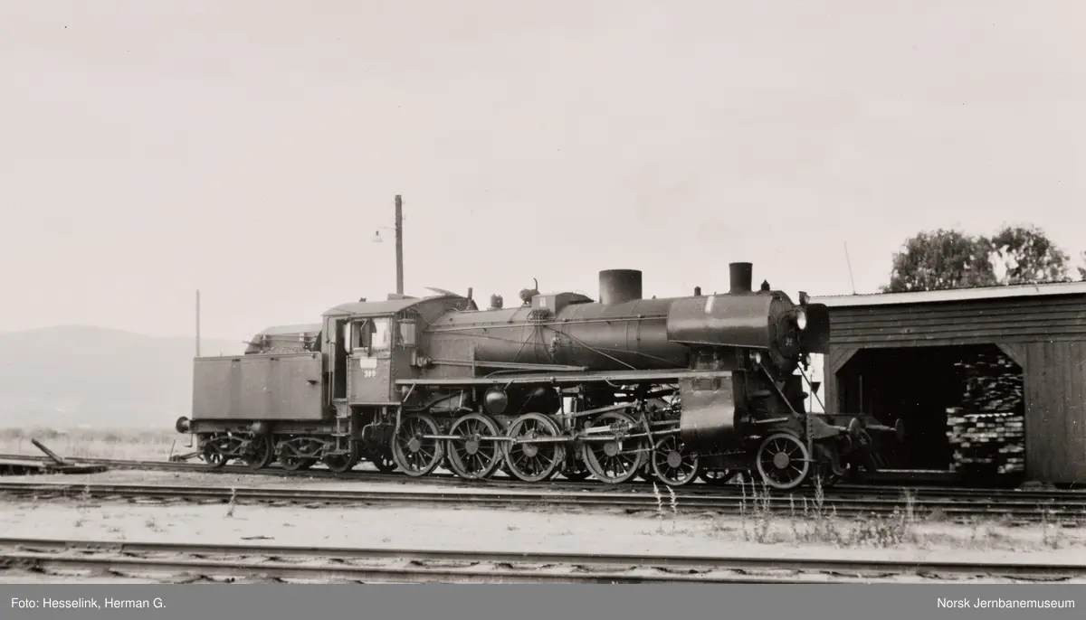 Damplokomotiv type 26c nr. 399 på Tynset stasjon - Norsk Jernbanemuseum ...