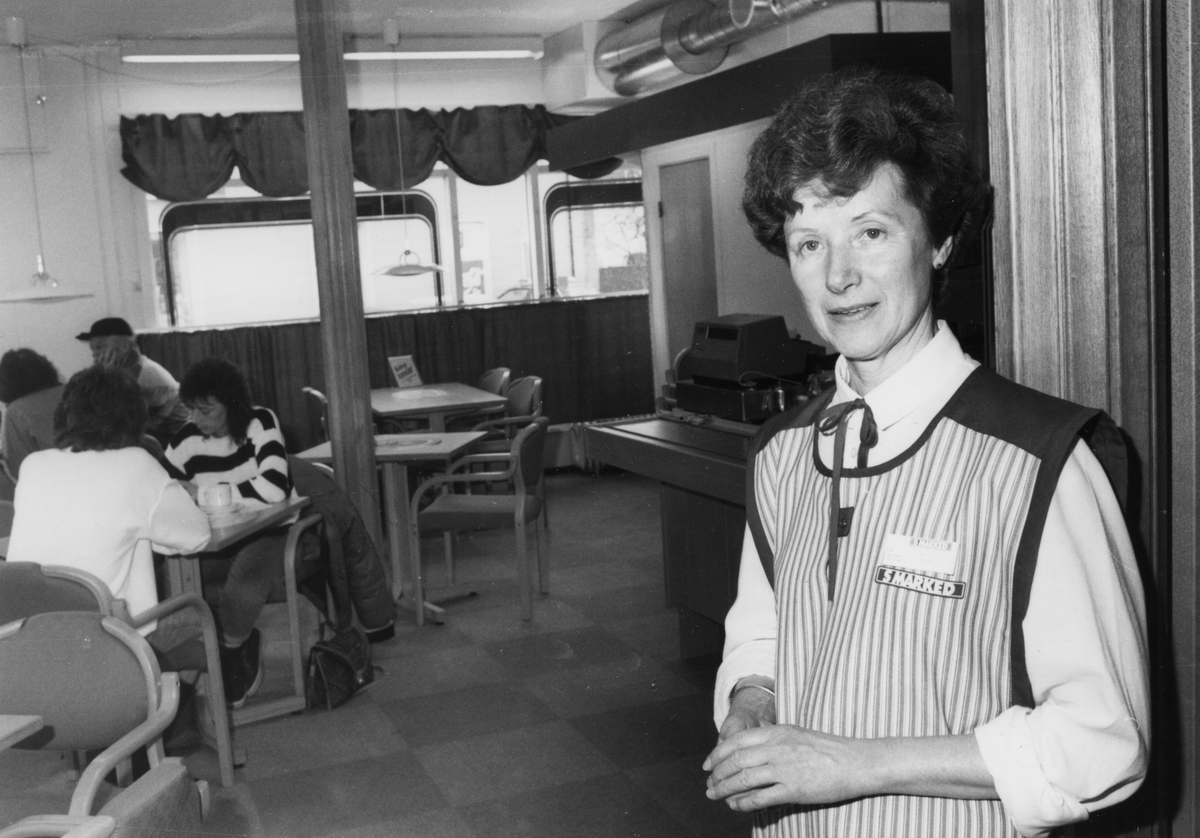 Alvdals Handelslag kafé - Tove Randi Steien - Anno Musea i Nord ...