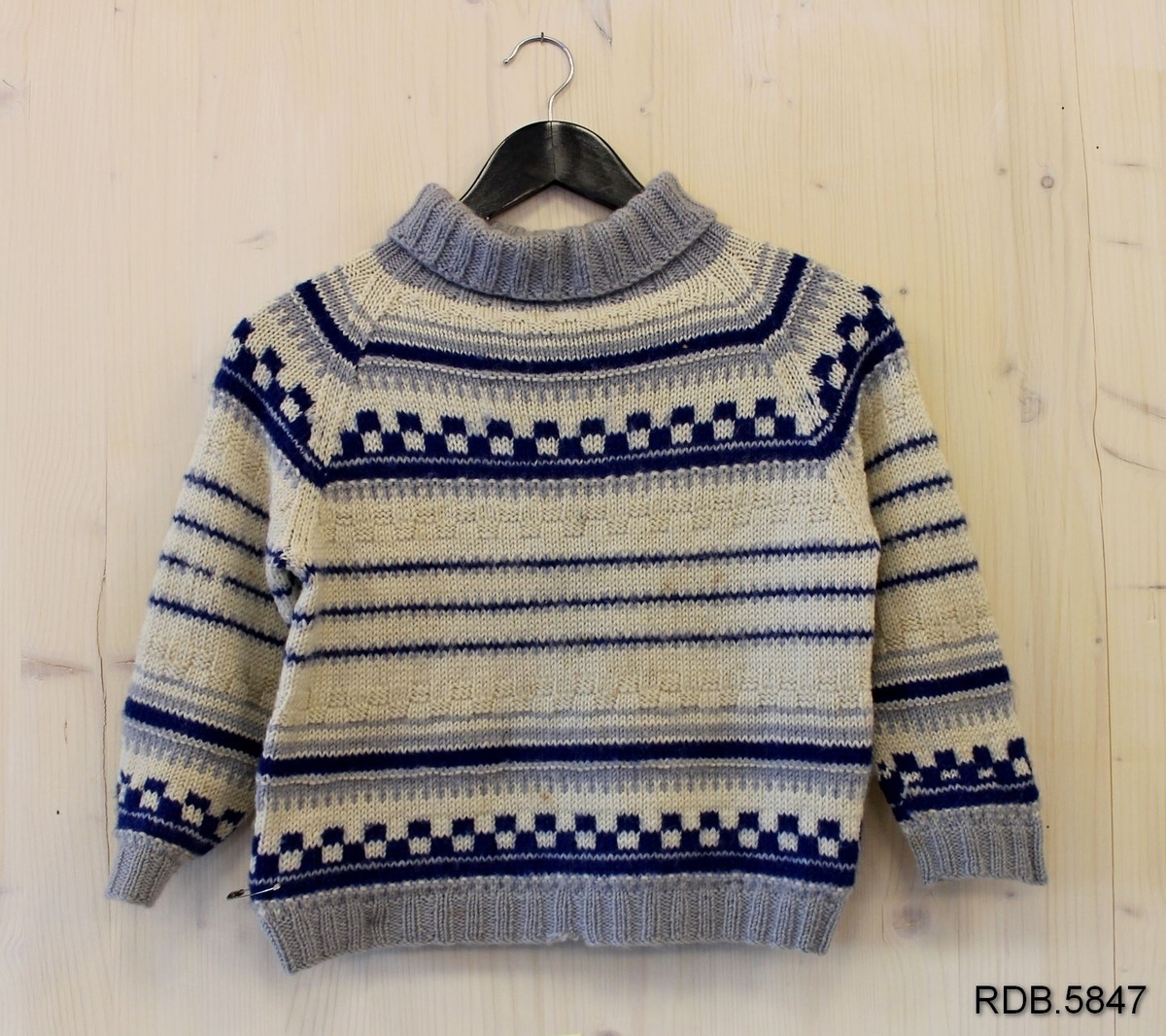 Genser - Rindal Skimuseum / DigitaltMuseum