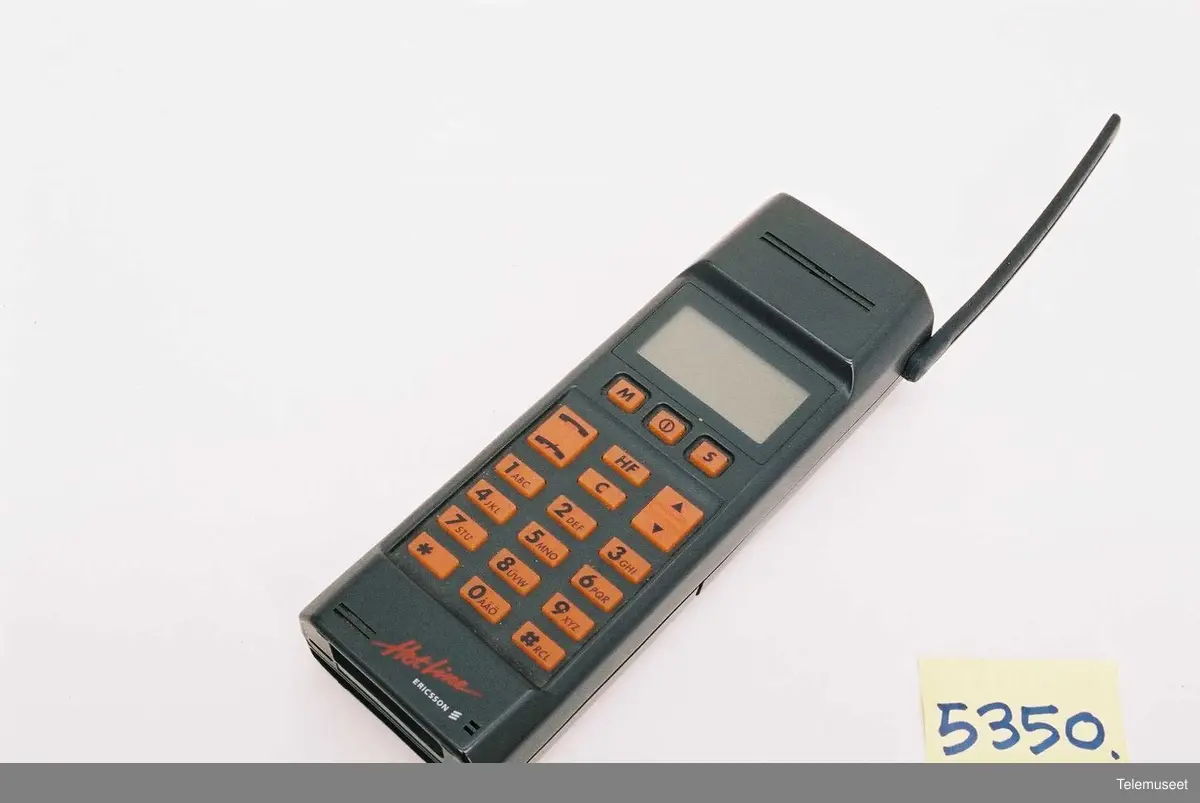Mobiltelefon -#N# Norsk Teknisk Museum /#N# DigitaltMuseum